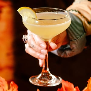 Cocktails, craft beer selection, and wine. Drinks on Folsom Raven Bar